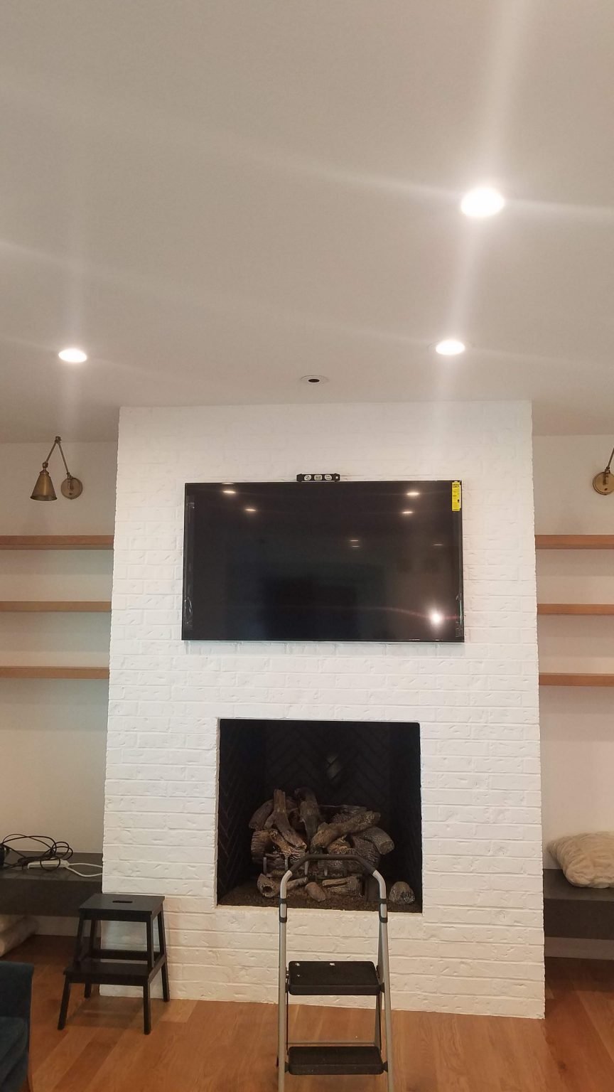 7 Creative TV Mounting Ideas for Small Spaces - Utah TV Mounting
